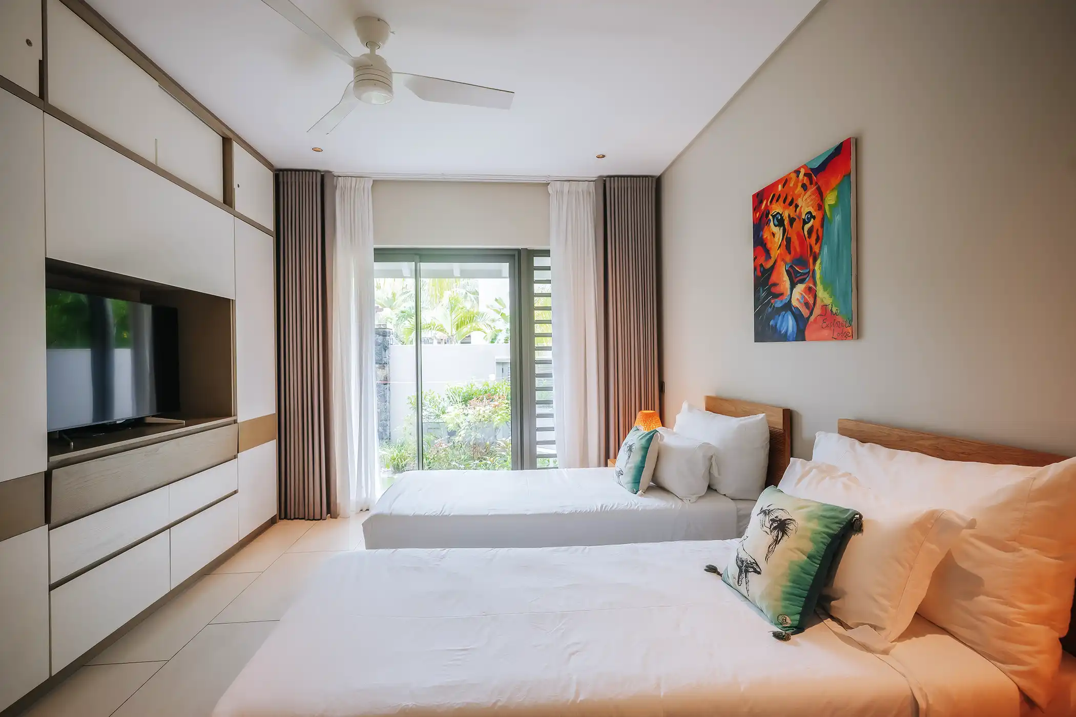 Explorers Lodge - Anahita Private Villa Collection